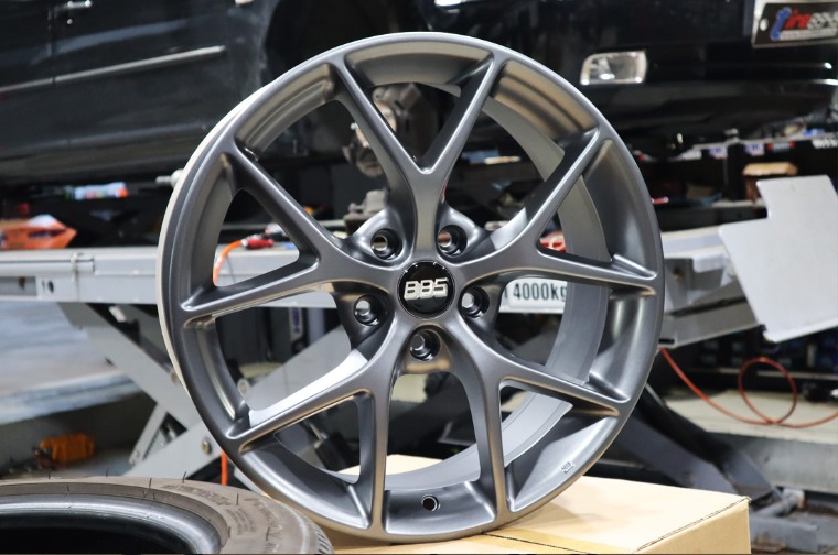 [TG그랜저] BBS SR 18인치휠 XG2P 브레이크튜닝